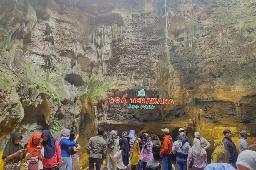 Ubah Konsep Goa Menjadi Estetik, 24 Ribu Pengunjung Memadati Goa Terawang Blora - LENSA NARASI